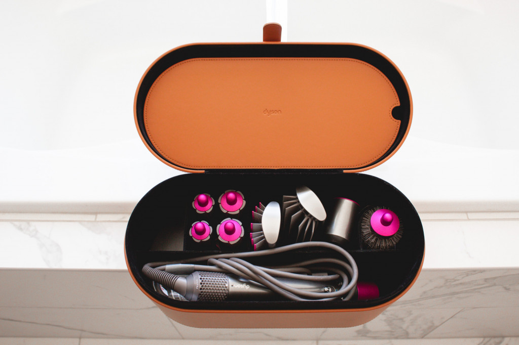 MY REVIEW OF THE DYSON AIR WRAP - Five Foot Nine